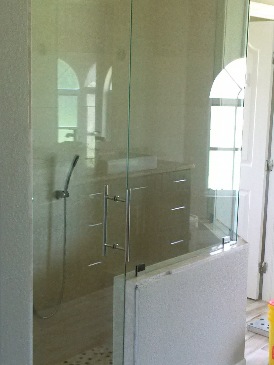 Frameless Enclosures | Lemon Bay Glass | Englewood FL Glass Experts
